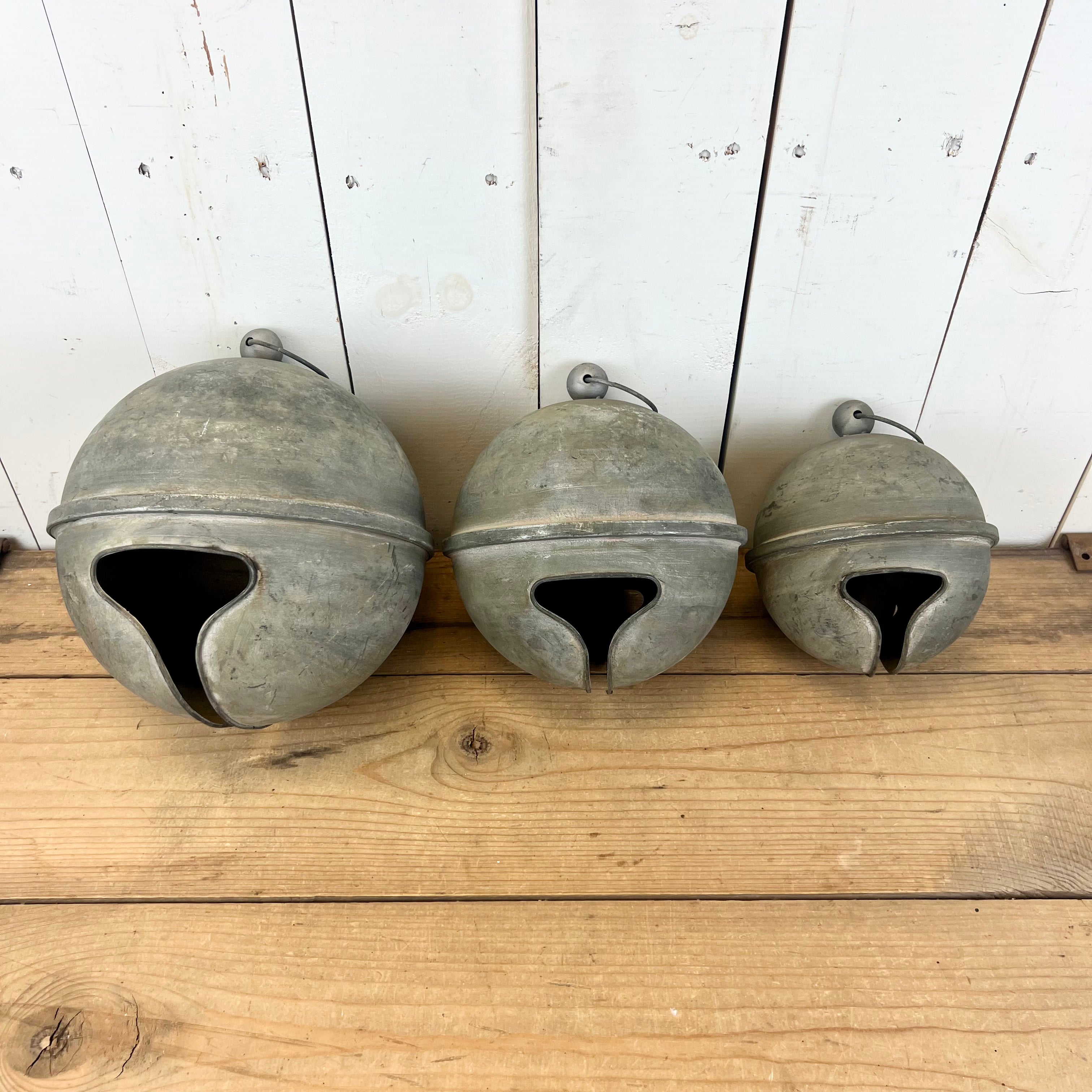 Weathered Galvanized Bells – Prairie in Bloom