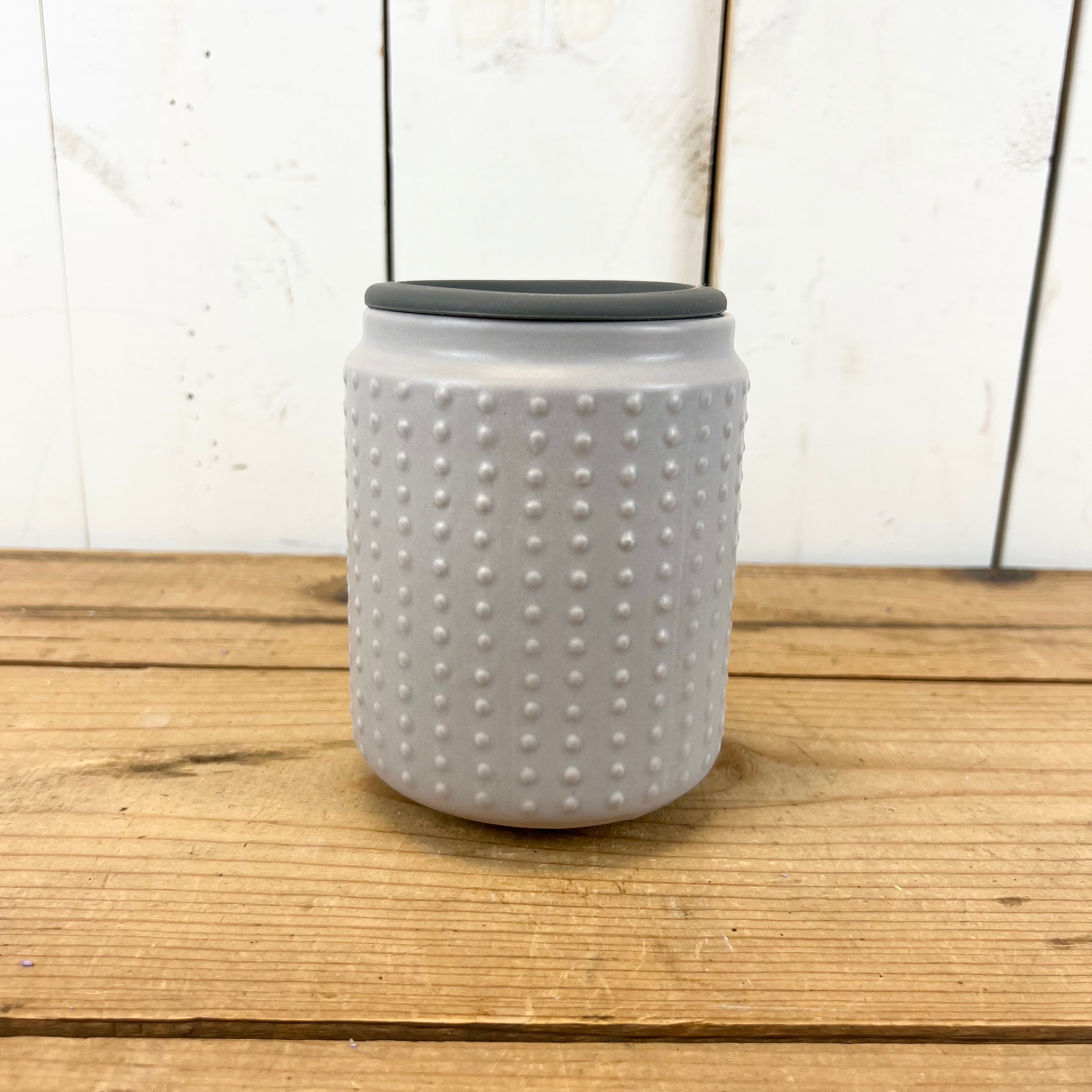 Grey Hobnail Flip Dish Wax Warmer – Prairie in Bloom